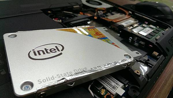 【實拍開箱跑分】INTEl 535 ssd 120GB, 2.5in SATA 6Gb/s, 16nm, MLC – 湯姆群情報站