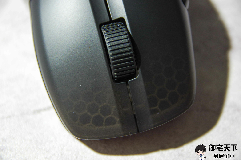 開箱｜ROCCAT KONE Pro Air / KONE Pro 電競滑鼠 - 德國冰豹之作，電競界輕巧雙雄！ - lg0921930512 ...