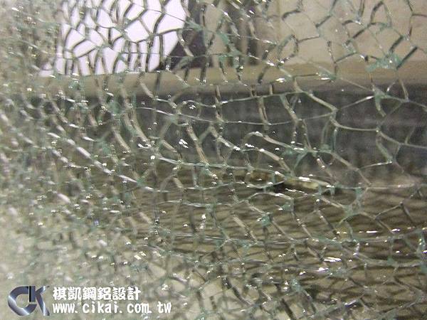 【知識報你知】一般玻璃、強化玻璃、膠合安全玻璃-棋凱鋼鋁設計工程★社區規劃、土木工程、室內設計,鋼鋁相關產品★|痞客邦