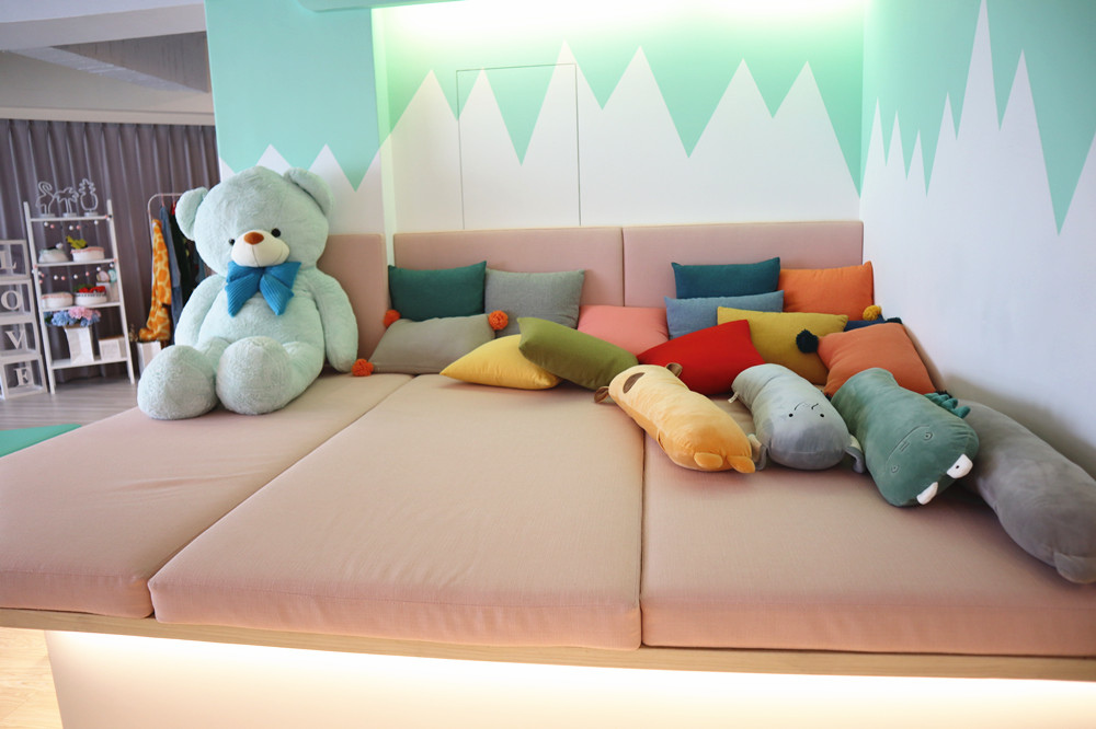 台北｜Cheeto Party Room 潮流派對聖地，超大型主題球池，KTV/桌遊/PS4，飲料免費喝到飽！-輕旅行