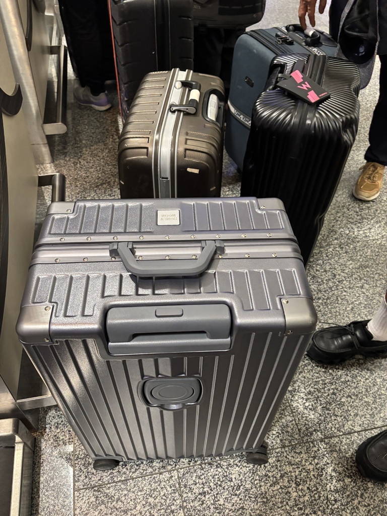 【Honeymoon行李箱評價】真心推薦！最新團購優惠＆門市彙整！Dcard與ptt開箱開團推薦－評論心得分享與優惠折扣碼｜痞客邦