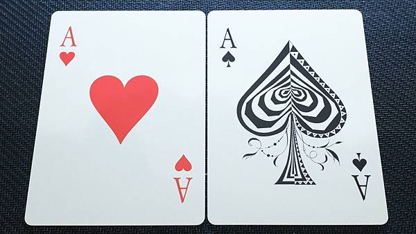 [達人專欄] 撲克開箱： JOKER GAME 撲克牌 - frank74828的創作 - 巴哈姆特