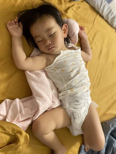 過夜神器推薦！告別紅屁屁～Noopii美好尿布開箱｜我是爛主婦 | 媽咪拜MamiBuy