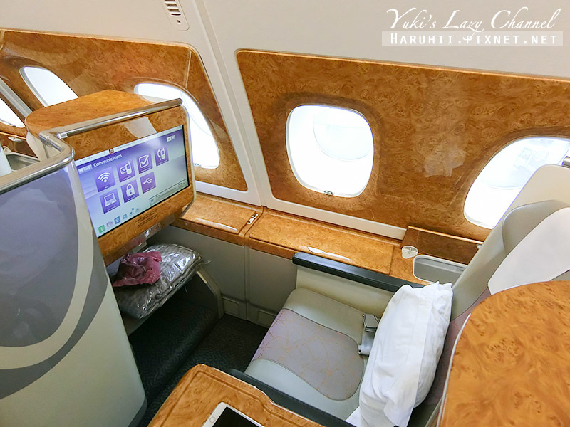 阿聯酋商務艙！阿聯酋航空Emirates A380商務艙 EK152 哥本哈根-杜拜 華麗空中酒吧、阿聯酋商務艙菜單分享 @ Yuki's ...