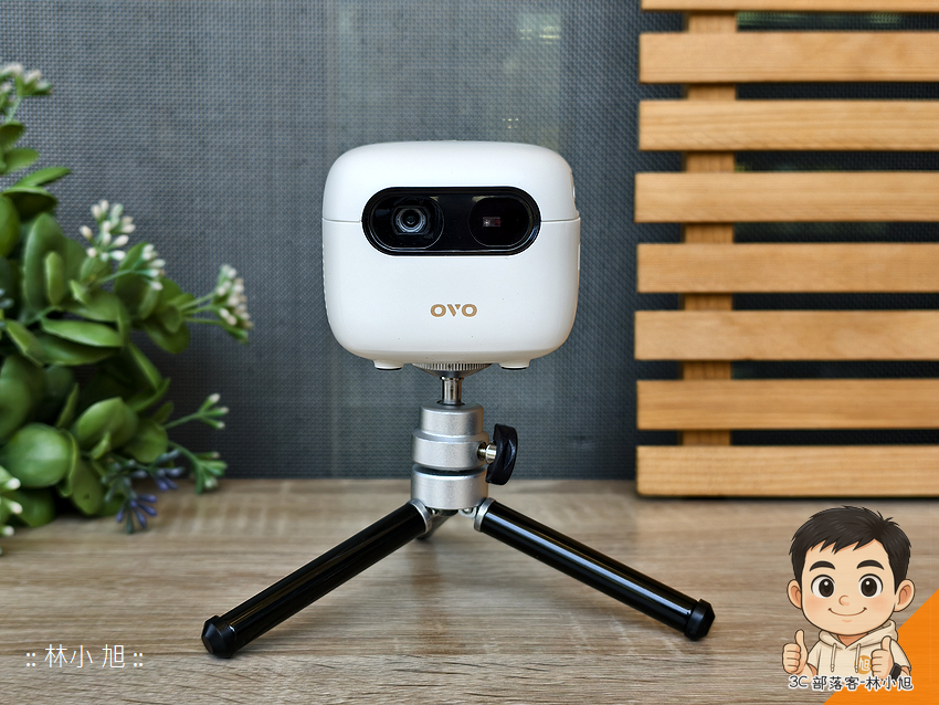 不僅體積小巧，還很強！OVO 小蘋果 HD 獨步版行動智慧投影機 U3 開箱、體驗、評測心得分享－3C 部落客-林小旭｜科技新訊、產品開箱｜痞客邦
