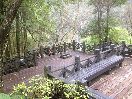 烏來春雨綿綿的時候最美 可以看到美麗的山嵐與櫻花－新奇 創意 點子 生活分享站 (沒有華麗外表有耐心用心看 就不會後悔的部落格)｜痞客邦