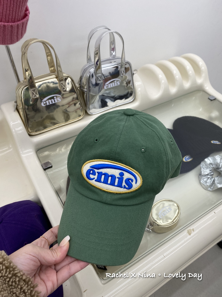 【首爾必買】超人氣必逛服裝店 emis 帽子/手提袋/包包 價位營業時間＠聖水洞/城水洞emis seongsu、漢南洞emis Hannam - 瑞秋x妮娜。Lovely Day部落格 ...