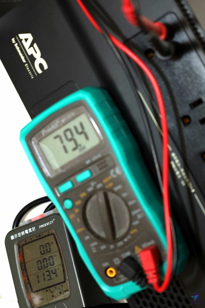 全台停電救星推薦APC EASY UPS BV650-TW開箱 在線互動式不斷電系統評測評價 AVR APC by Schneider ...