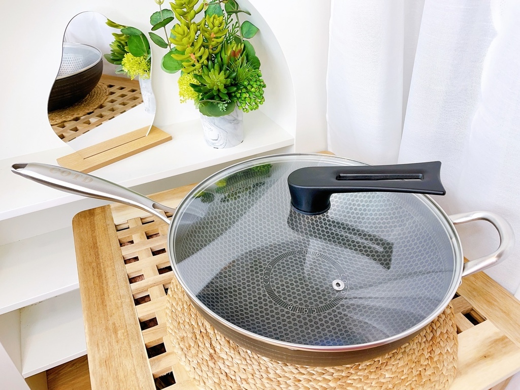 [開箱] COTD 3D立體雙層蜂巢不鏽鋼鍋 ♥ 煎煮炒炸燉滷 一鍋抵六鍋 ♥ 我的料理神隊友 ! 好用到用過就回不去啦 (๑´ڡ`๑)－♥Hello Cutie♥ 吃貨小姐姐の饗樂生活。｜痞客邦