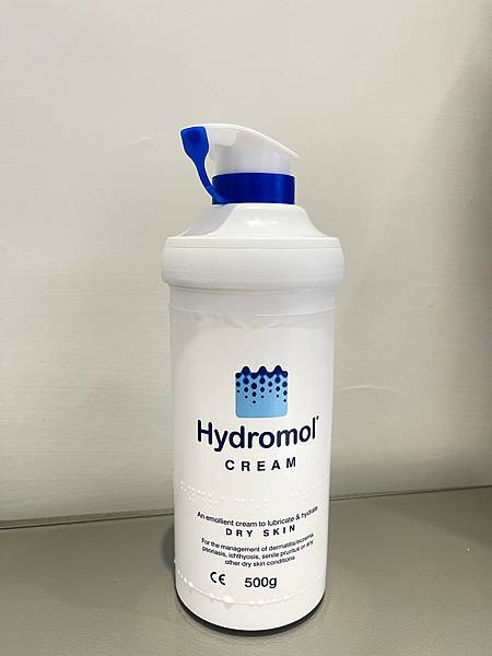 異位性皮膚炎媽媽的分享，Hydromol孩茁茉如何改善肌膚狀｜小企鵝的媽 | 媽咪拜MamiBuy