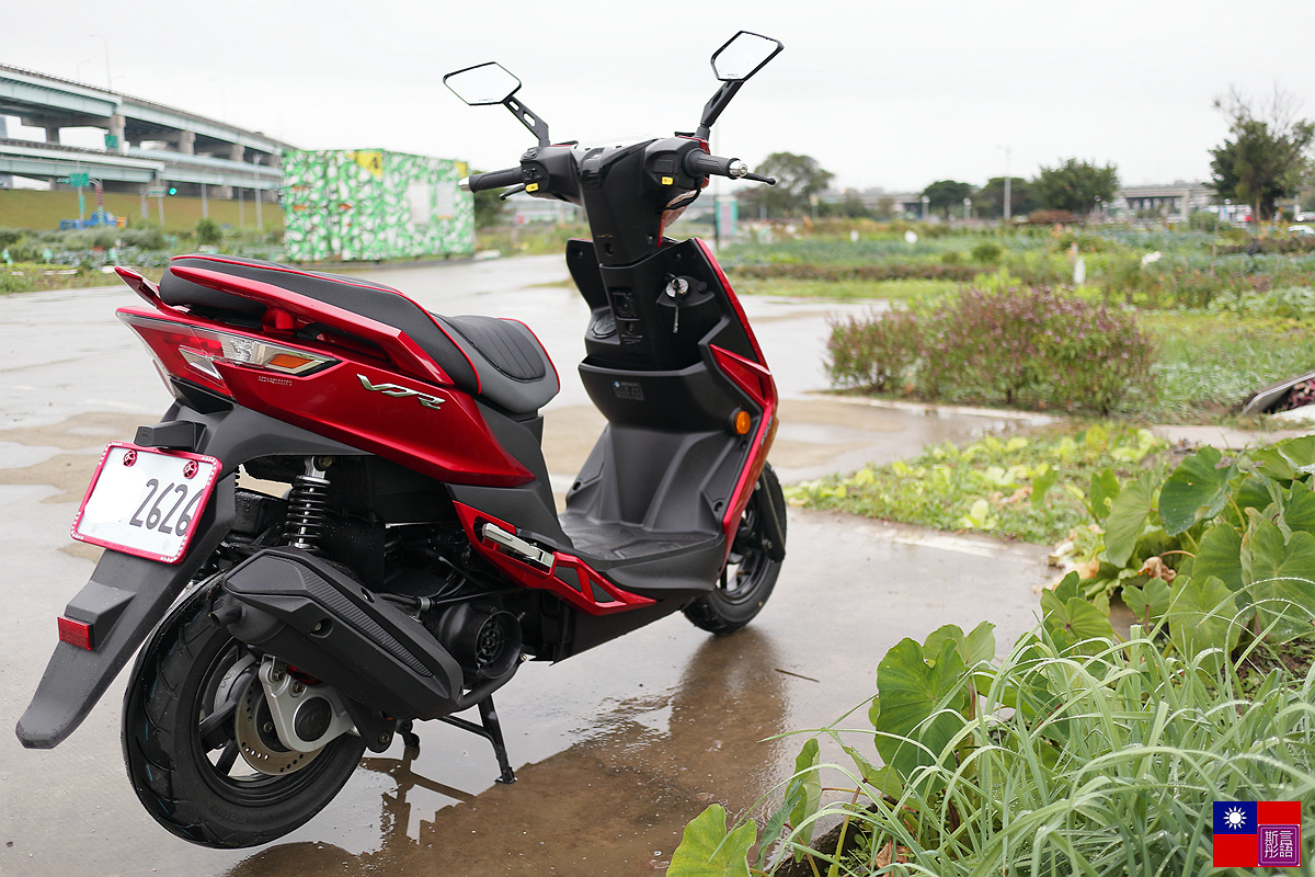 【KYMCO-光陽】VJR 125 雙碟版 ABS-小紅-史上最靈巧的125 報到了 @ 斯言彤語-旅行攝 :: 痞客邦