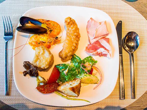 台北 寒舍艾麗 LA FARFALLA 義式餐廳 精緻優雅半自助buffet (市政府站) - FunTime旅遊比價