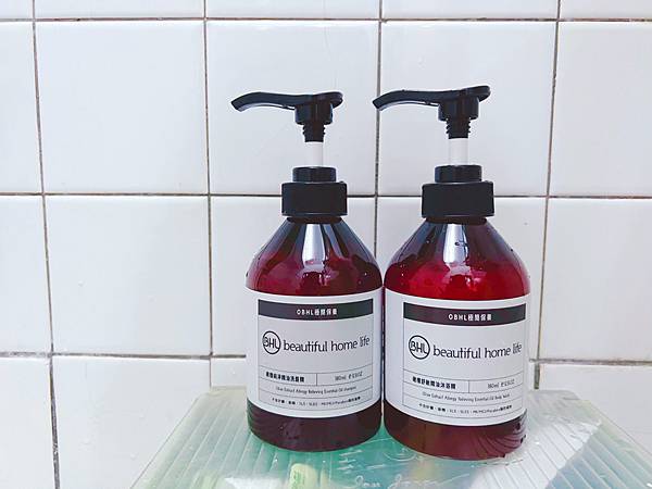 OBHL-極簡保養以草本精油調香，為洗髮沐浴打造潔淨愉悅的氛｜秀秀|鼠兔林寶 | 媽咪拜MamiBuy