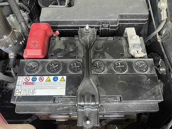 【台北】TOYOTA豐田 HILUX 海力士 2.8 柴油皮卡 2021年 原廠電瓶 日製GS YUASA 375LN3-MF 65AH ...