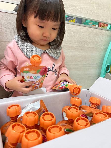 iOiO新品\一比呀呀100%果汁/大人小孩愛不釋手｜小小晏生活點滴 | 媽咪拜MamiBuy