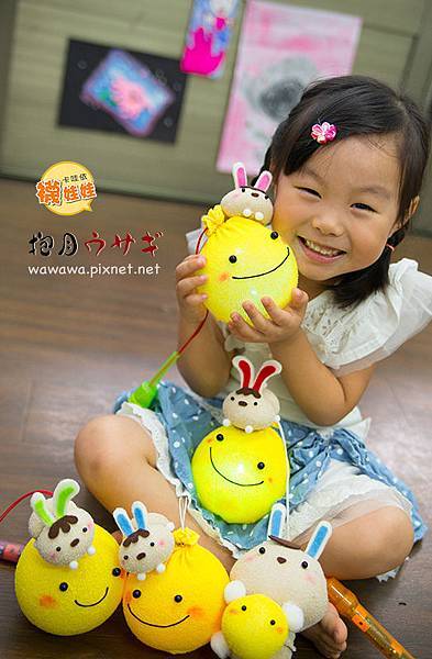 中秋節活動，親子來玩『抱月兔』襪娃娃手作！（免縫襪娃娃 中秋 diy材料包 賞月 月亮 moom 兔子 rabbit 原創設計 簡單上手 親子 ...